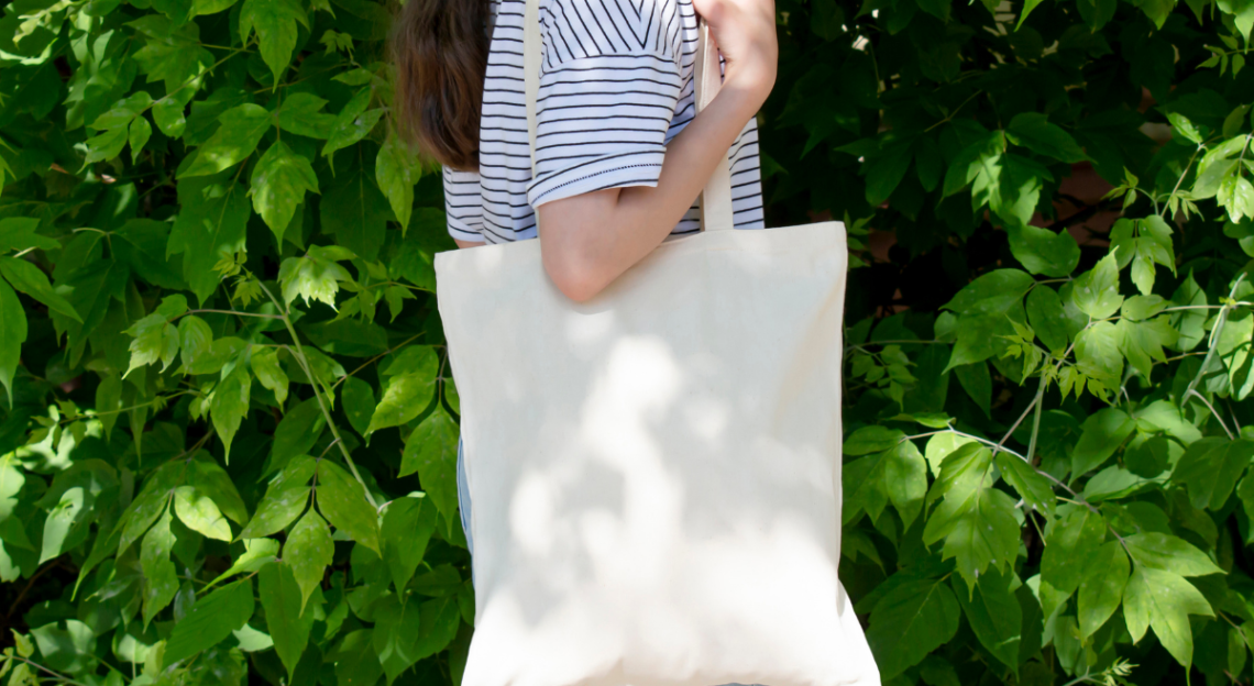 Qué es un tote bag y por qué triunfa como regalo publicitario